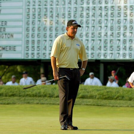 How Former Caddie Steve Hulka Set Up the Perfect Moving Business on the ...